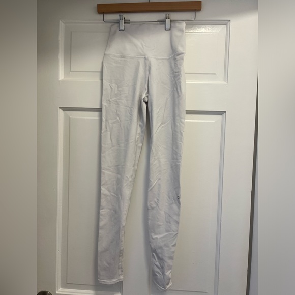 ALO Yoga | Pants & Jumpsuits | Alo Yoga White Workout Legging With Mesh ...
